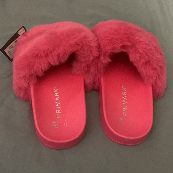 Primark | Shoes | Fluffy Slides | Poshmark
